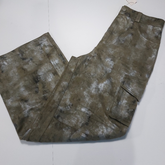 MNML | Pants | Mnml Olive Green Color Mens Baggy Dual Tone Suaded Cargo ...